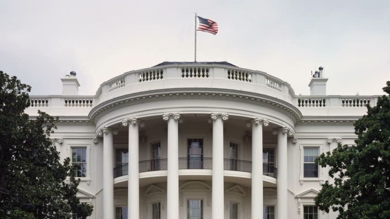 Biden White House Staff Is Largest Since Nixon - The Newscasters