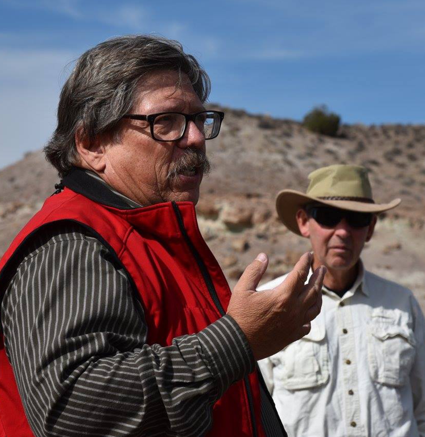 Episode #12 Color Country - Paleontology in Southern Utah with James Kirkland - The Newscasters