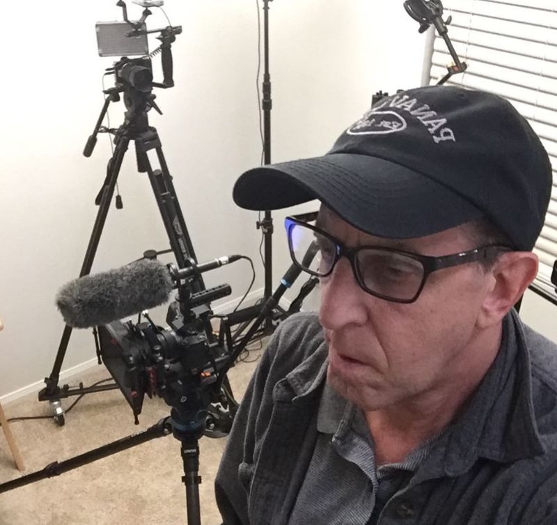 The Scott Migdol TV Talk Show - The Newscasters